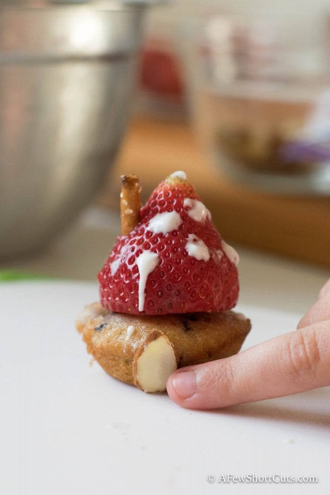 Bite Sized Smurf Hut Snacks - A Few Shortcuts