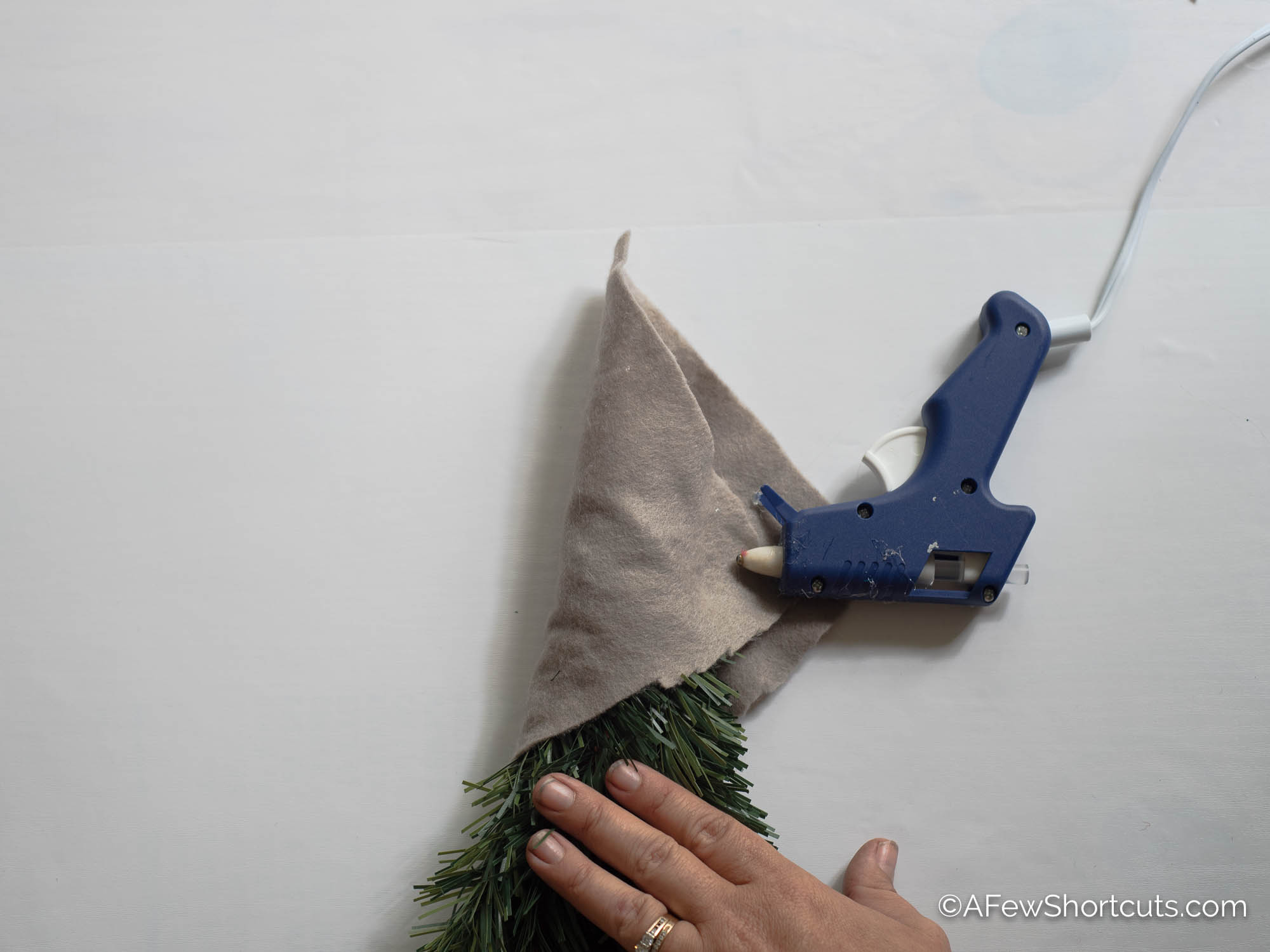 DIY Greenery Christmas Gnomes - A Few Shortcuts